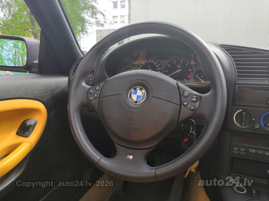 Black BMW 3 Series 1995 in Tallinn, with an engine capacity of 2.00 L and mileage of 309 thousand km for 6500 €, photo 7 on AUTOMOTO.COM.LV