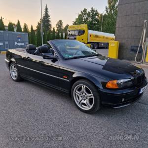 Melns BMW 3 Series 2003 Tallina, ar dzinēja tilpumu 2.00 L un nobraukumu 235 tūkst. km par 3890 €, foto 3 vietnē AUTOMOTO.COM.LV