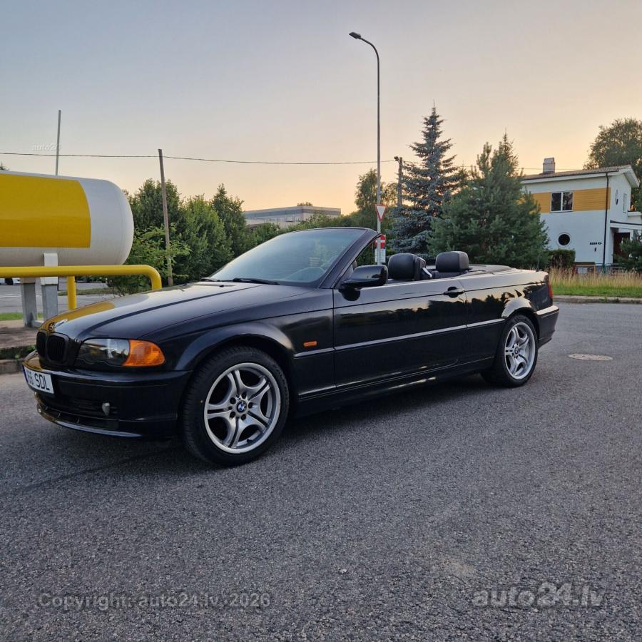 Melns BMW 3 Series 2003 Tallina, ar dzinēja tilpumu 2.00 L un nobraukumu 235 tūkst. km par 3890 €, foto 8 vietnē AUTOMOTO.COM.LV
