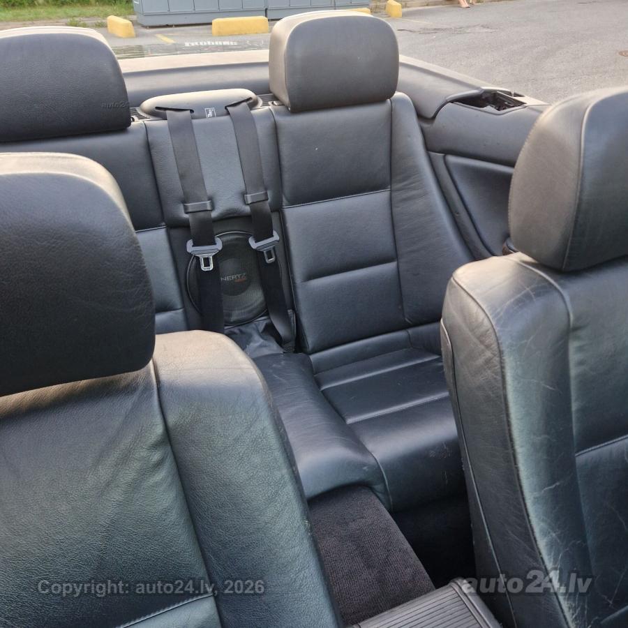 Melns BMW 3 Series 2003 Tallina, ar dzinēja tilpumu 2.00 L un nobraukumu 235 tūkst. km par 3890 €, foto 11 vietnē AUTOMOTO.COM.LV