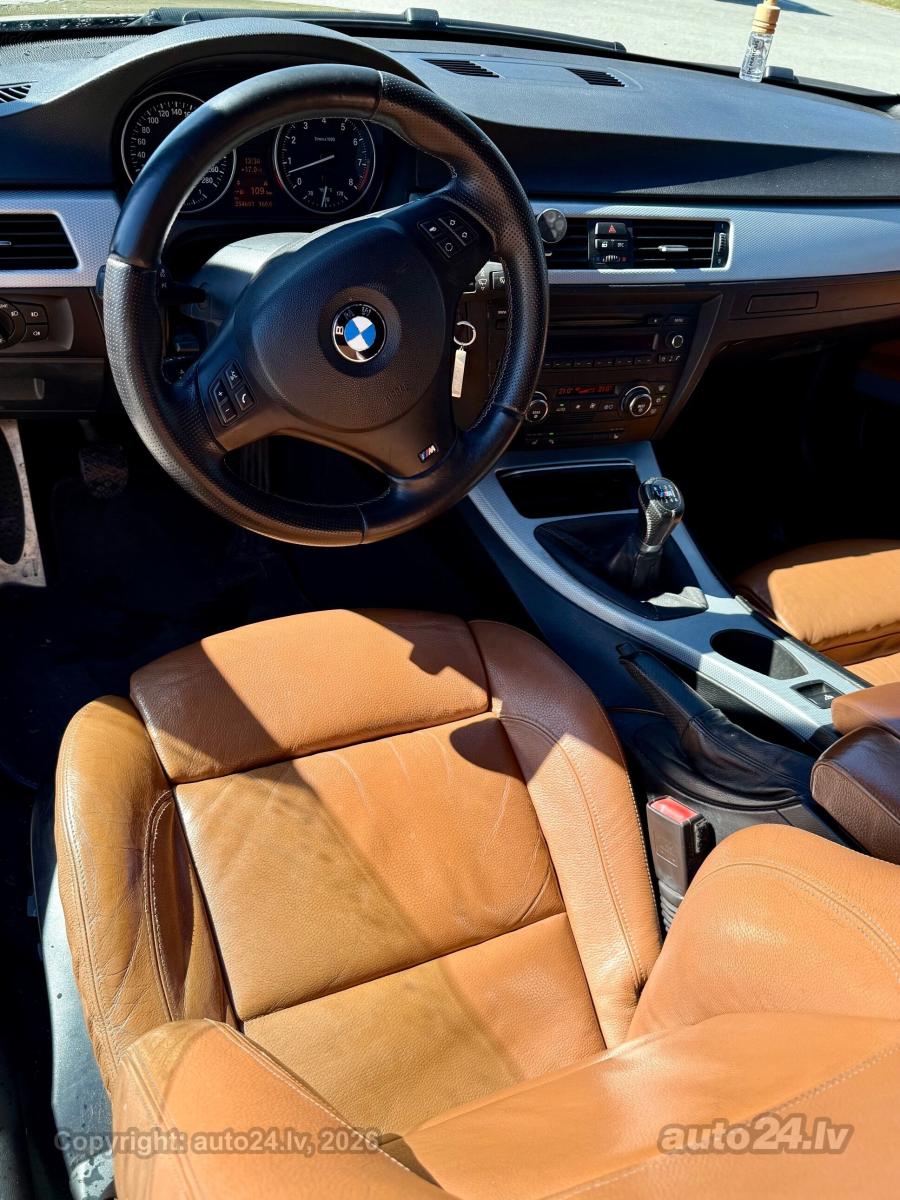 Black BMW 3 Series 2007 in Tallinn, with an engine capacity of 3.00 L and mileage of 250 thousand km for 11500 €, photo 5 on AUTOMOTO.COM.LV