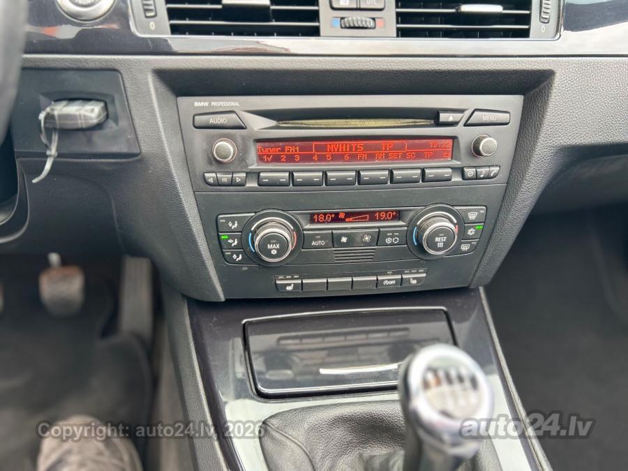 Melns BMW 3 Series 2007 Tartu, ar dzinēja tilpumu 2.00 L un nobraukumu 230 tūkst. km par 6000 €, foto 18 vietnē AUTOMOTO.COM.LV