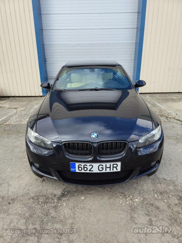 Melns BMW 3 Series 2008 Tallina, ar dzinēja tilpumu 3.00 L un nobraukumu 315 tūkst. km par 11500 €, foto 3 vietnē AUTOMOTO.COM.LV