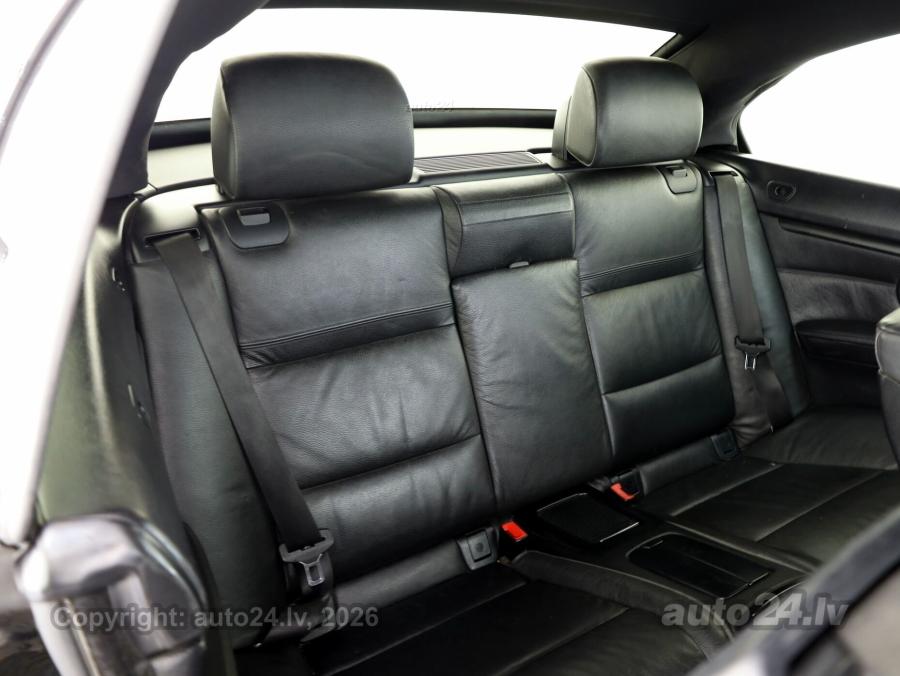 Black BMW 3 Series 2008 in Tallinn, with an engine capacity of 3.00 L and mileage of 332 thousand km for 6699 €, photo 10 on AUTOMOTO.COM.LV