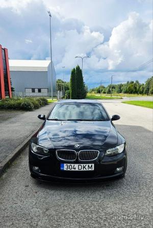 Black BMW 3 Series 2008 in Tallinn, with an engine capacity of 3.00 L and mileage of 330 thousand km for 7490 €, photo 3 on AUTOMOTO.COM.LV
