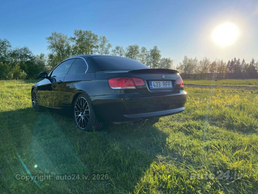 Black BMW 3 Series 2009 in Tallinn, with an engine capacity of 3.00 L and mileage of 240 thousand km for 10500 €, photo 5 on AUTOMOTO.COM.LV