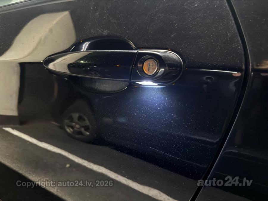 Melns BMW 3 Series 2009 Tallina, ar dzinēja tilpumu 2.00 L un nobraukumu 394 tūkst. km par 7870 €, foto 20 vietnē AUTOMOTO.COM.LV