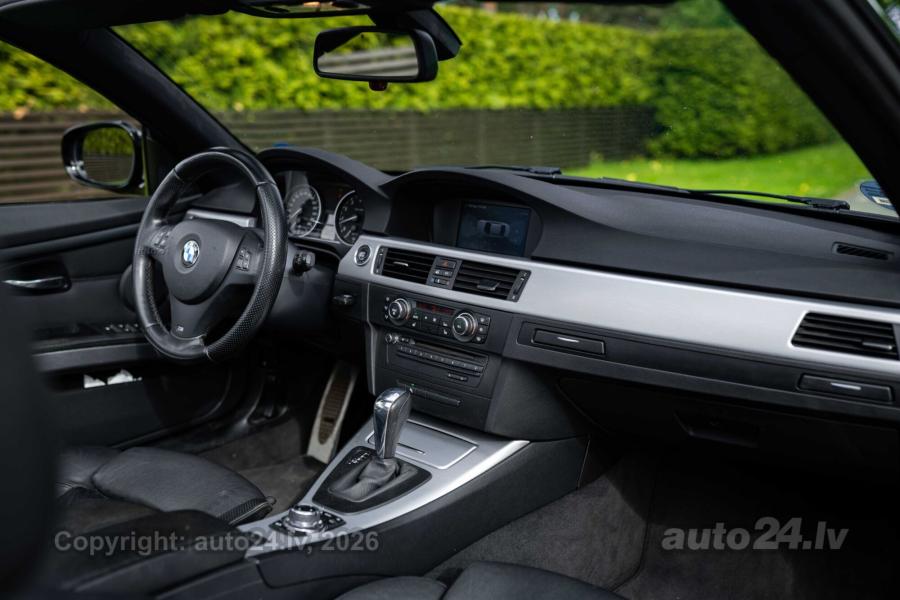 Black BMW 3 Series 2010 in Tallinn, with an engine capacity of 3.00 L and mileage of 283 thousand km for 9300 €, photo 21 on AUTOMOTO.COM.LV