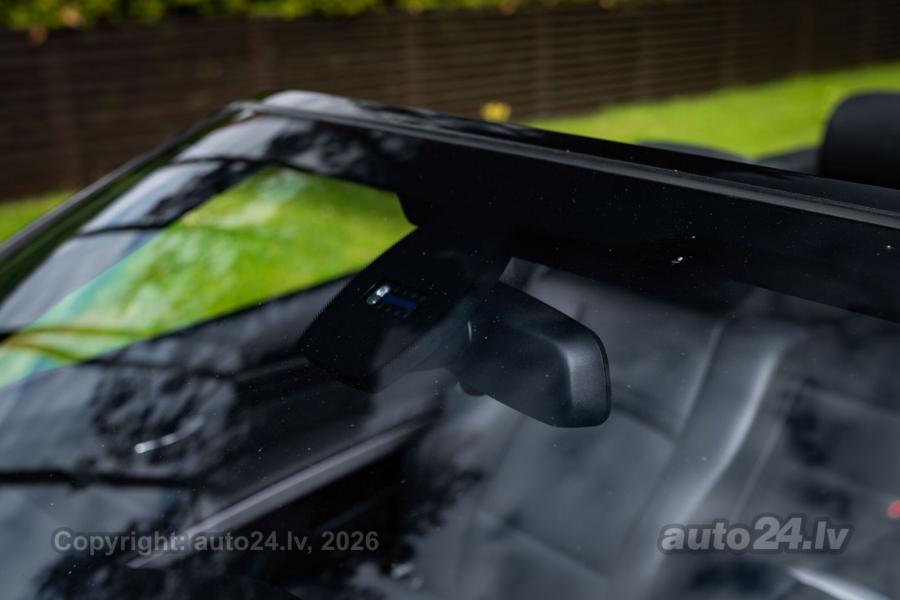 Black BMW 3 Series 2010 in Tallinn, with an engine capacity of 3.00 L and mileage of 283 thousand km for 9300 €, photo 23 on AUTOMOTO.COM.LV