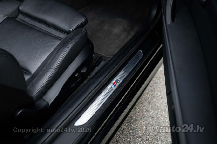Black BMW 3 Series 2010 in Tallinn, with an engine capacity of 3.00 L and mileage of 283 thousand km for 9300 €, photo 27 on AUTOMOTO.COM.LV