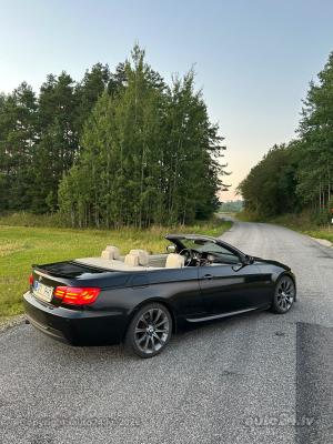 Black BMW 3 Series 2010 in Tallinn, with an engine capacity of 2.00 L and mileage of 296 thousand km for 10500 €, photo 13 on AUTOMOTO.COM.LV