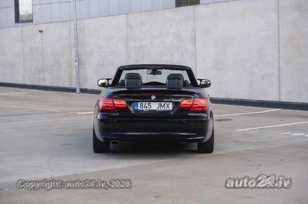 Melns BMW 3 Series 2011 Tallina, ar dzinēja tilpumu 2.00 L un nobraukumu 273 tūkst. km par 9800 €, foto 6 vietnē AUTOMOTO.COM.LV