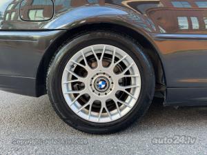 Melns BMW 3 Series 1999 Tallina, ar dzinēja tilpumu 2.00 L un nobraukumu 224 tūkst. km par 4800 €, foto 15 vietnē AUTOMOTO.COM.LV
