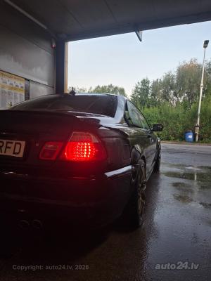 Black BMW 3 Series 2001 in Tallinn, with an engine capacity of 2.20 L and mileage of 0 thousand km for 5999 €, photo 5 on AUTOMOTO.COM.LV