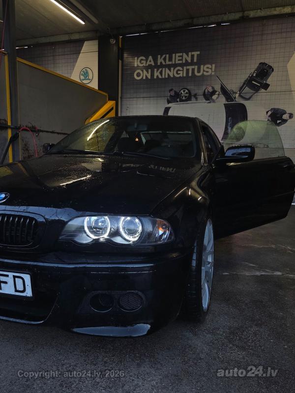 Black BMW 3 Series 2001 in Tallinn, with an engine capacity of 2.20 L and mileage of 0 thousand km for 5999 €, photo 8 on AUTOMOTO.COM.LV