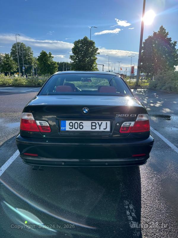 Melns BMW 3 Series 2002 Tallina, ar dzinēja tilpumu 2.20 L un nobraukumu 233 tūkst. km par 3550 €, foto 6 vietnē AUTOMOTO.COM.LV
