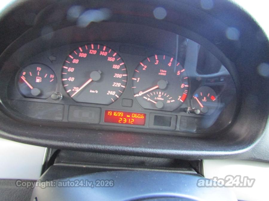 Черный БМВ 3 Серия 2004 в Таллин, объемом двигателя 2.00 л и пробегом 192 тыс. км за 5900 €, фото 15 на AUTOMOTO.COM.LV