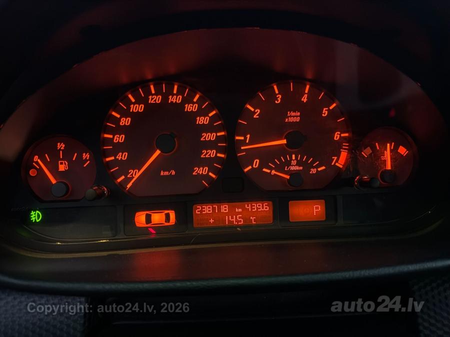 Black BMW 3 Series 2005 in Tallinn, with an engine capacity of 2.20 L and mileage of 239 thousand km for 9000 €, photo 20 on AUTOMOTO.COM.LV