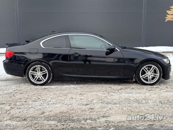 Black BMW 3 Series 2006 in Tallinn, with an engine capacity of 3.00 L and mileage of 295 thousand km for 5500 €, photo 5 on AUTOMOTO.COM.LV