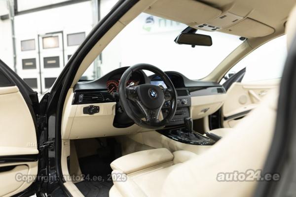 Melns BMW 3 Series 2007 Tallina, ar dzinēja tilpumu 3.00 L un nobraukumu 344 tūkst. km par 8990 €, foto 11 vietnē AUTOMOTO.COM.LV