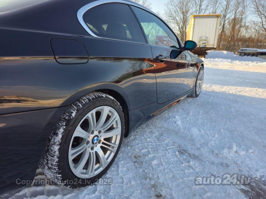 Melns BMW 3 Series 2007 Keila, ar dzinēja tilpumu 3.00 L un nobraukumu 165 tūkst. km par 16500 €, foto 9 vietnē AUTOMOTO.COM.LV