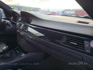 Melns BMW 3 Series 2007 Keila, ar dzinēja tilpumu 3.00 L un nobraukumu 165 tūkst. km par 16500 €, foto 14 vietnē AUTOMOTO.COM.LV