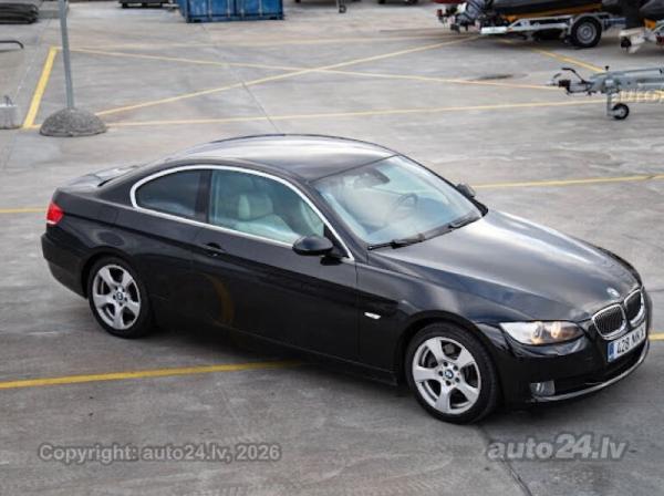 Melns BMW 3 Series 2007 Tallina, ar dzinēja tilpumu 3.00 L un nobraukumu 237 tūkst. km par 7500 €, foto 5 vietnē AUTOMOTO.COM.LV