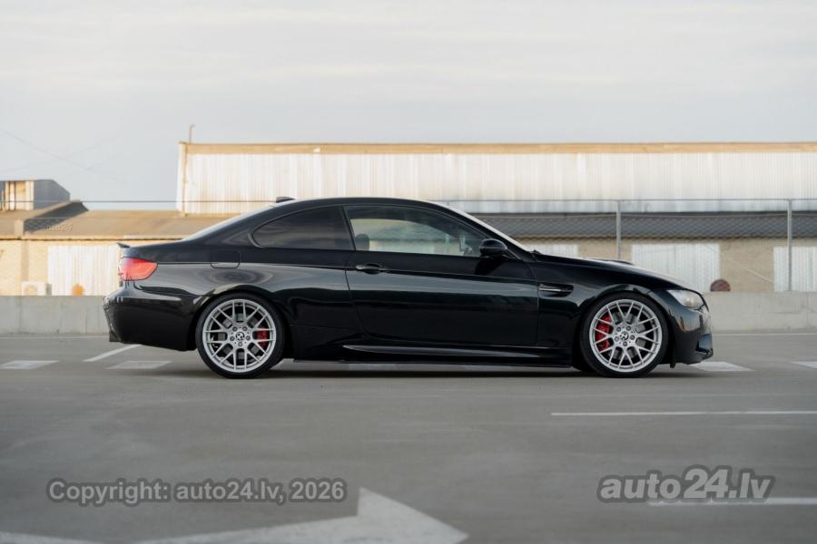 Black BMW 3 Series 2007 in Tallinn, with an engine capacity of 3.00 L and mileage of 282 thousand km for 15900 €, photo 3 on AUTOMOTO.COM.LV