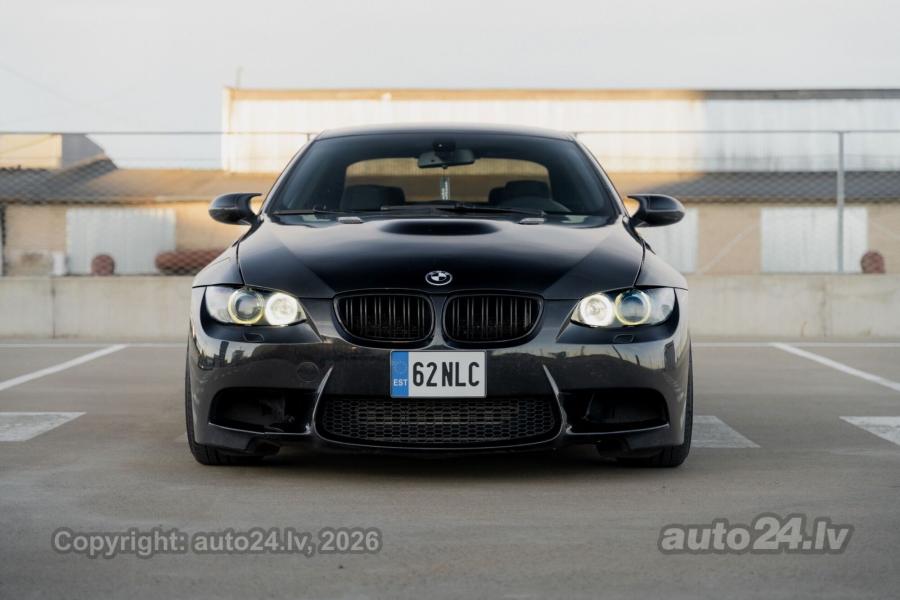 Black BMW 3 Series 2007 in Tallinn, with an engine capacity of 3.00 L and mileage of 282 thousand km for 15900 €, photo 6 on AUTOMOTO.COM.LV