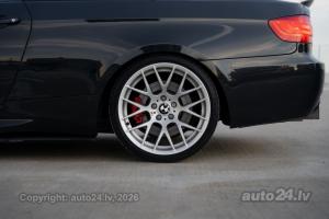 Black BMW 3 Series 2007 in Tallinn, with an engine capacity of 3.00 L and mileage of 282 thousand km for 15900 €, photo 9 on AUTOMOTO.COM.LV