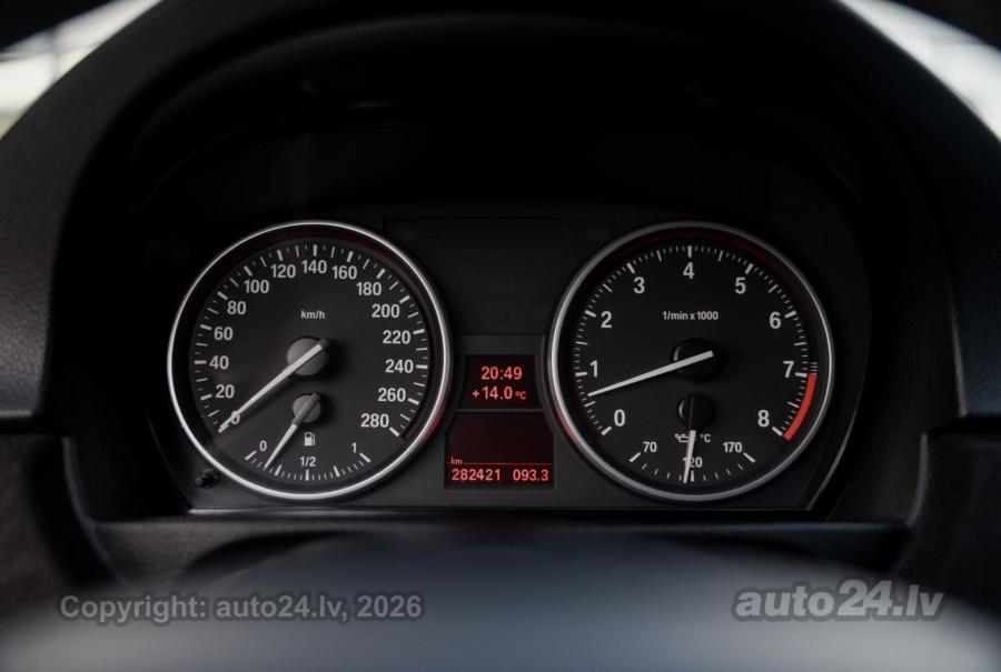 Black BMW 3 Series 2007 in Tallinn, with an engine capacity of 3.00 L and mileage of 282 thousand km for 15900 €, photo 13 on AUTOMOTO.COM.LV