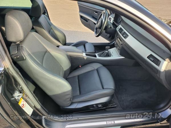 Melns BMW 3 Series 2007 Tallina, ar dzinēja tilpumu 3.00 L un nobraukumu 228 tūkst. km par 11500 €, foto 5 vietnē AUTOMOTO.COM.LV