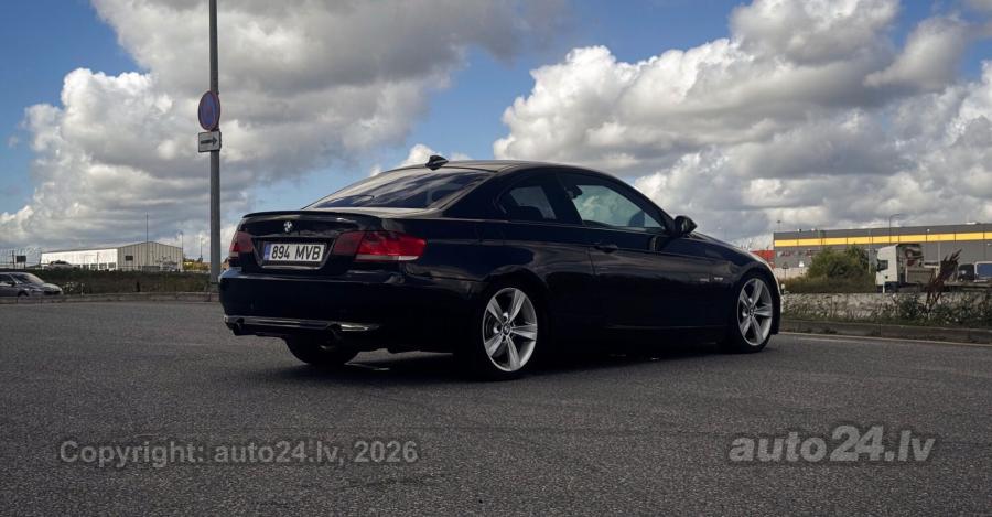 Black BMW 3 Series 2007 in Tallinn, with an engine capacity of 3.00 L and mileage of 414 thousand km for 8600 €, photo 4 on AUTOMOTO.COM.LV