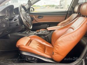 Black BMW 3 Series 2007 in Tallinn, with an engine capacity of 3.00 L and mileage of 414 thousand km for 8600 €, photo 10 on AUTOMOTO.COM.LV