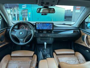 Melns BMW 3 Series 2008 Tallina, ar dzinēja tilpumu 3.00 L un nobraukumu 371 tūkst. km par 9500 €, foto 6 vietnē AUTOMOTO.COM.LV