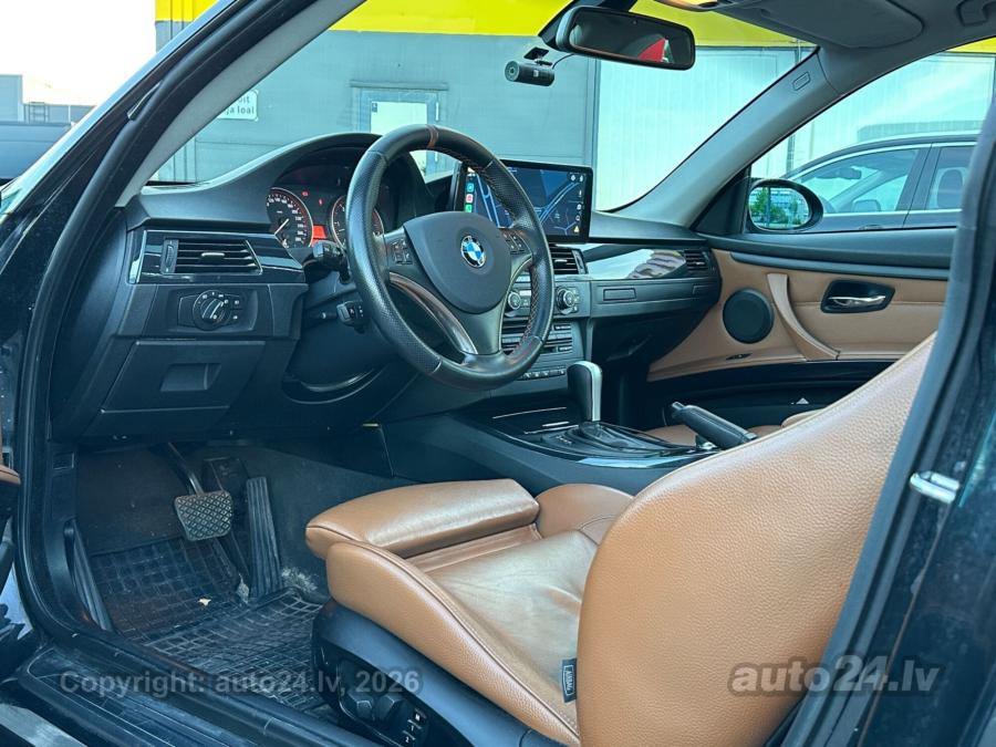 Melns BMW 3 Series 2008 Tallina, ar dzinēja tilpumu 3.00 L un nobraukumu 371 tūkst. km par 9500 €, foto 7 vietnē AUTOMOTO.COM.LV