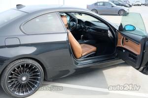 Melns BMW 3 Series 2008 Tallina, ar dzinēja tilpumu 2.00 L un nobraukumu 180 tūkst. km par 9900 €, foto 8 vietnē AUTOMOTO.COM.LV