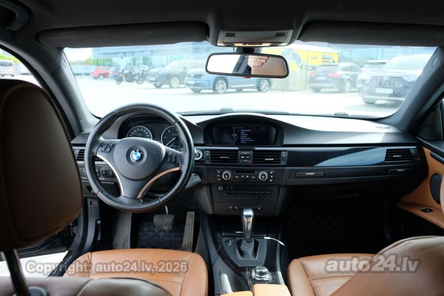 Melns BMW 3 Series 2008 Tallina, ar dzinēja tilpumu 2.00 L un nobraukumu 180 tūkst. km par 9900 €, foto 10 vietnē AUTOMOTO.COM.LV