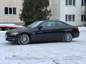 Melns BMW 3 Series 2010 Narva, ar dzinēja tilpumu 2.00 L un nobraukumu 317 tūkst. km par 4999 €, foto 4 vietnē AUTOMOTO.COM.LV