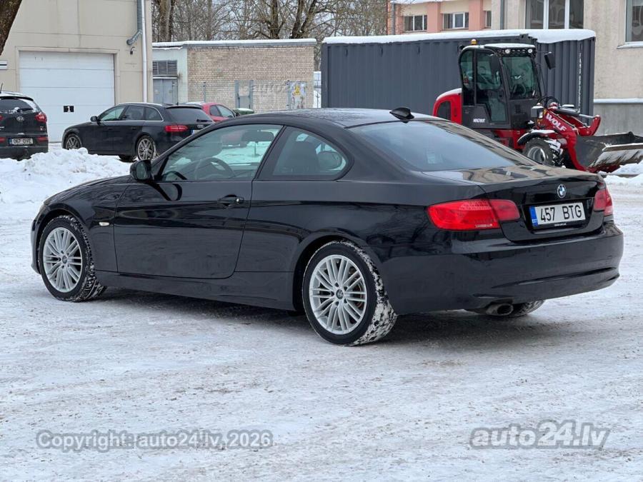 Melns BMW 3 Series 2010 Narva, ar dzinēja tilpumu 2.00 L un nobraukumu 317 tūkst. km par 4999 €, foto 6 vietnē AUTOMOTO.COM.LV