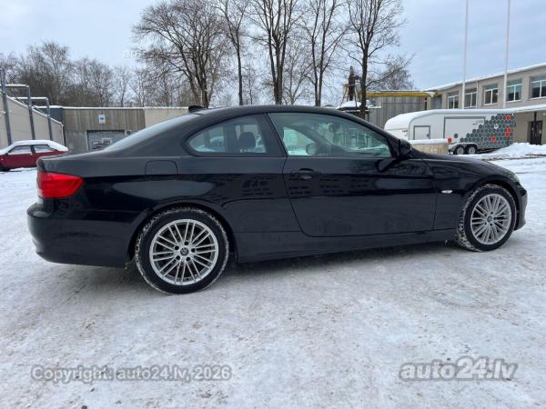 Melns BMW 3 Series 2010 Narva, ar dzinēja tilpumu 2.00 L un nobraukumu 317 tūkst. km par 4999 €, foto 9 vietnē AUTOMOTO.COM.LV