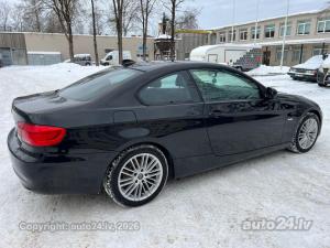 Melns BMW 3 Series 2010 Narva, ar dzinēja tilpumu 2.00 L un nobraukumu 317 tūkst. km par 4999 €, foto 17 vietnē AUTOMOTO.COM.LV