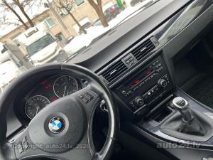 Melns BMW 3 Series 2010 Narva, ar dzinēja tilpumu 2.00 L un nobraukumu 317 tūkst. km par 4999 €, foto 30 vietnē AUTOMOTO.COM.LV