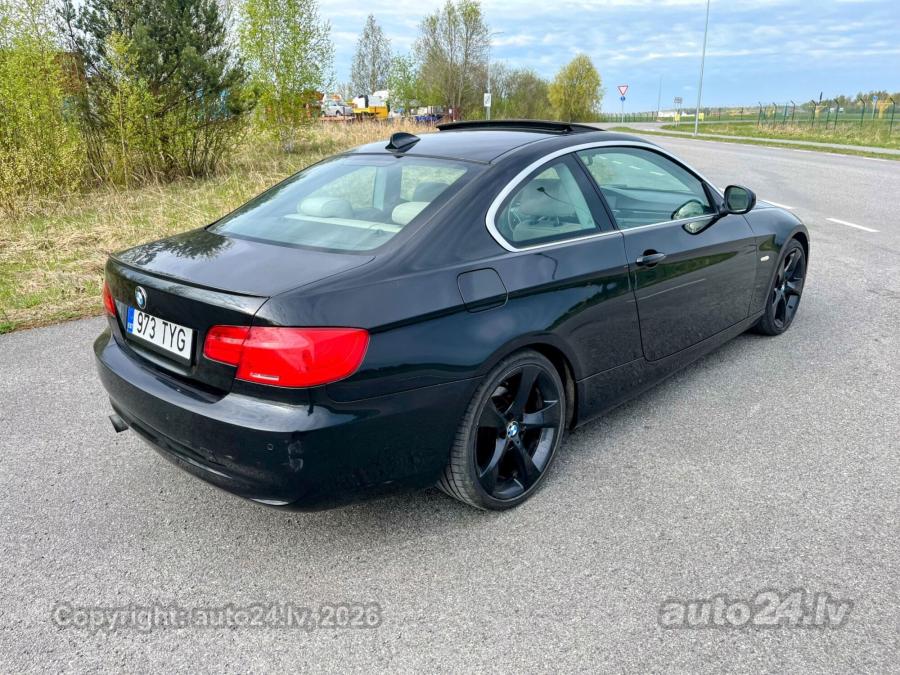 Melns BMW 3 Series 2010 Pērnava, ar dzinēja tilpumu 2.00 L un nobraukumu 312 tūkst. km par 7899 €, foto 5 vietnē AUTOMOTO.COM.LV