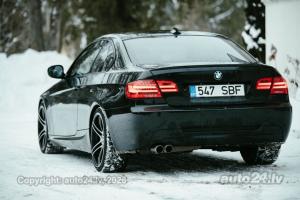 Melns BMW 3 Series 2011 Tallina, ar dzinēja tilpumu 3.00 L un nobraukumu 317 tūkst. km par 12500 €, foto 4 vietnē AUTOMOTO.COM.LV