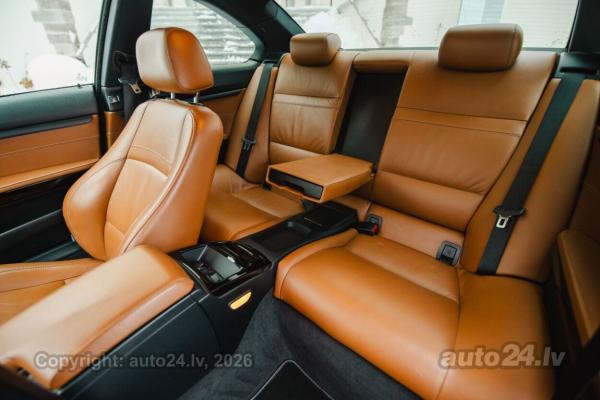 Melns BMW 3 Series 2011 Tallina, ar dzinēja tilpumu 3.00 L un nobraukumu 317 tūkst. km par 12500 €, foto 11 vietnē AUTOMOTO.COM.LV