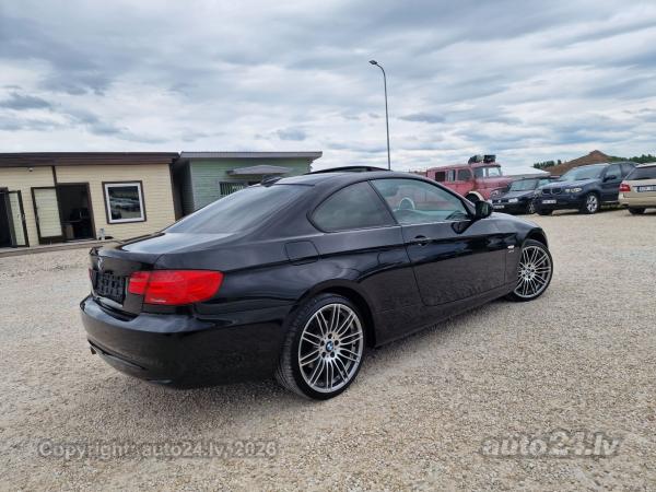 Black BMW 3 Series 2012 in Tartu, with an engine capacity of 2.00 L and mileage of 239 thousand km for 9690 €, photo 7 on AUTOMOTO.COM.LV