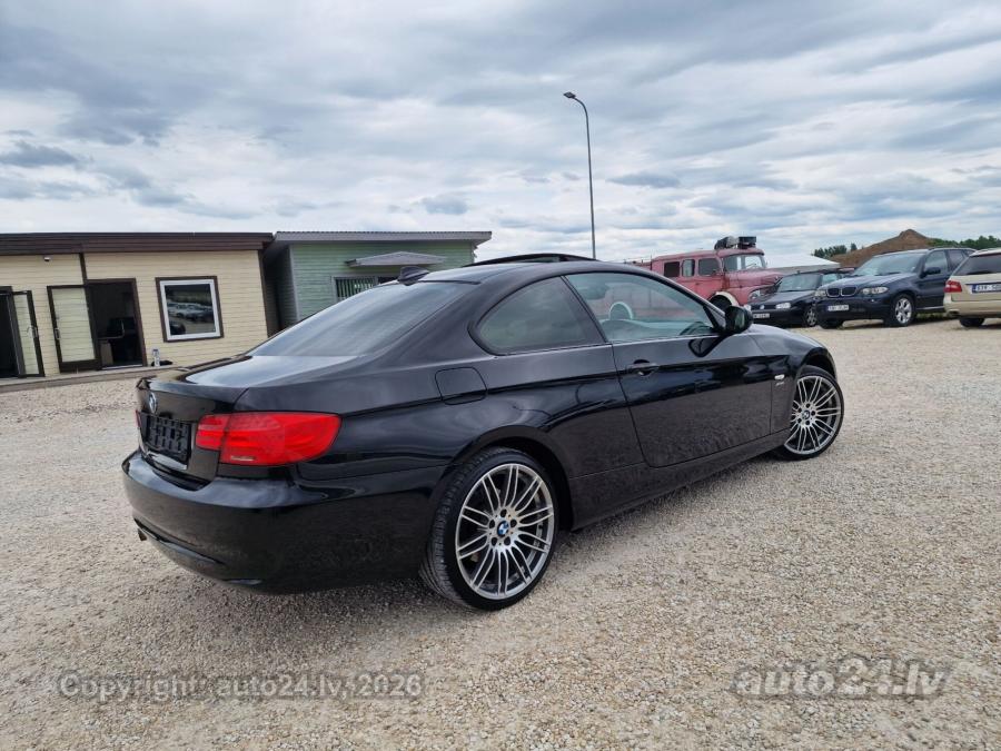 Melns BMW 3 Series 2012 Tartu, ar dzinēja tilpumu 2.00 L un nobraukumu 239 tūkst. km par 9690 €, foto 8 vietnē AUTOMOTO.COM.LV