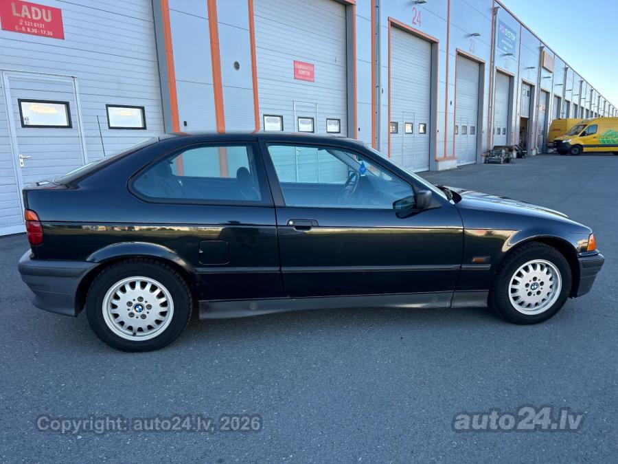 Black BMW 3 Series 1994 in Tartu, with an engine capacity of 0.00 L and mileage of 163 thousand km for 1800 €, photo 4 on AUTOMOTO.COM.LV