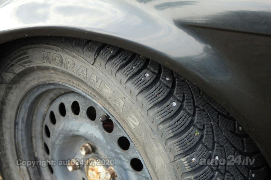 Melns BMW 3 Series 1995 Tartu, ar dzinēja tilpumu 1.60 L un nobraukumu 270 tūkst. km par 1499 €, foto 12 vietnē AUTOMOTO.COM.LV